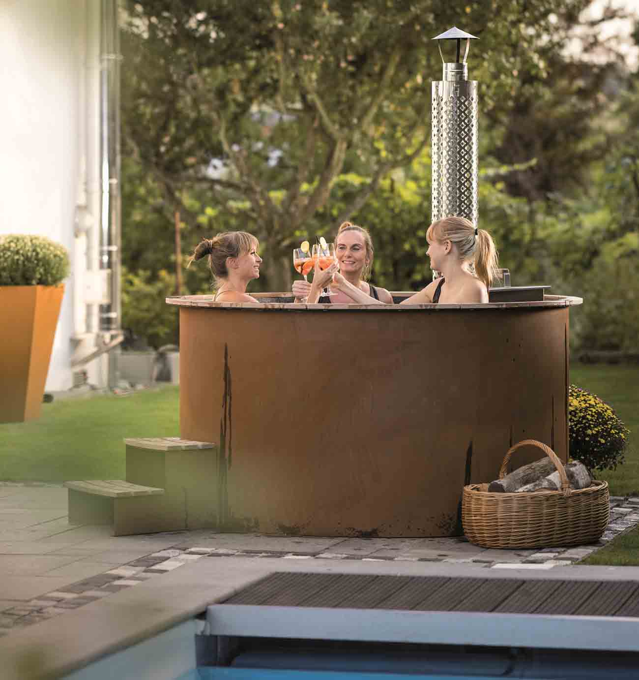 Metal Garden Objects & Urban Furniture | GARTENMETALL